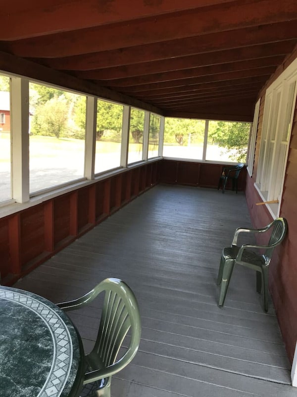 Lakefront-family & Pet Friendly-adirondack Cabin - Hudson Valley, NY