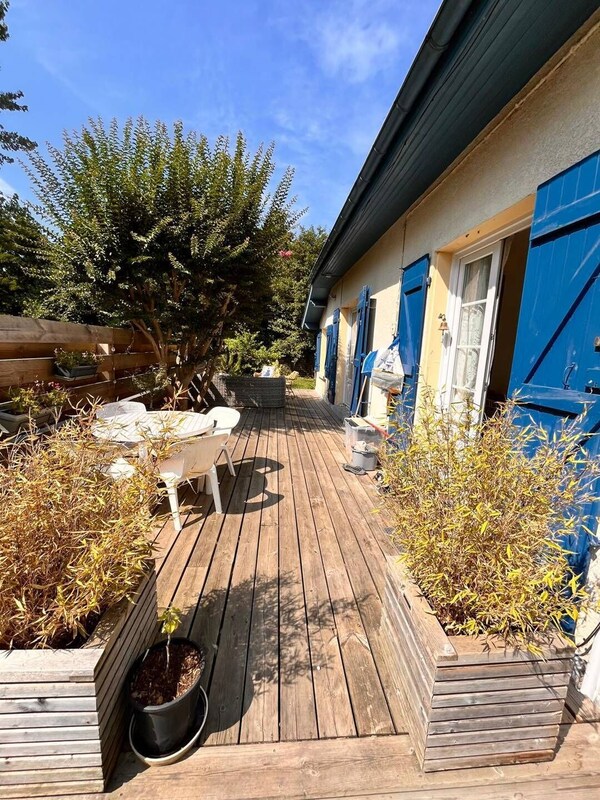 Detached House For Four People - Messanges
