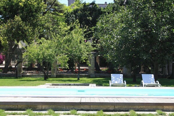 Chambre Blason Entrée Indépendante Avec Accès Au Parc Et à La Piscine - Uggiano La Chiesa