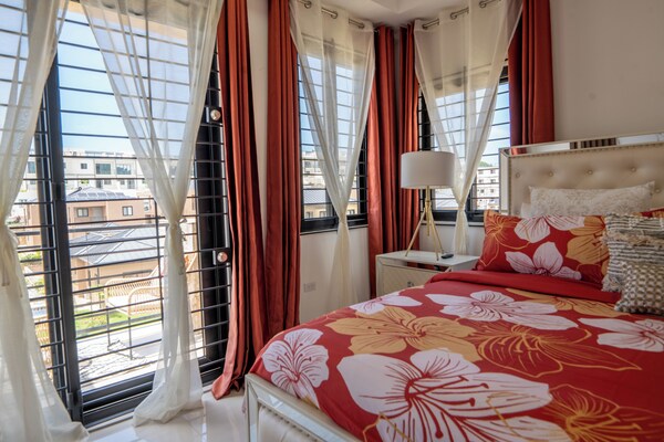 3 Bedroom Rooftop Villa 360 Degree View/partial Sea View Mountain View 3 Balcony - Ocho Rios