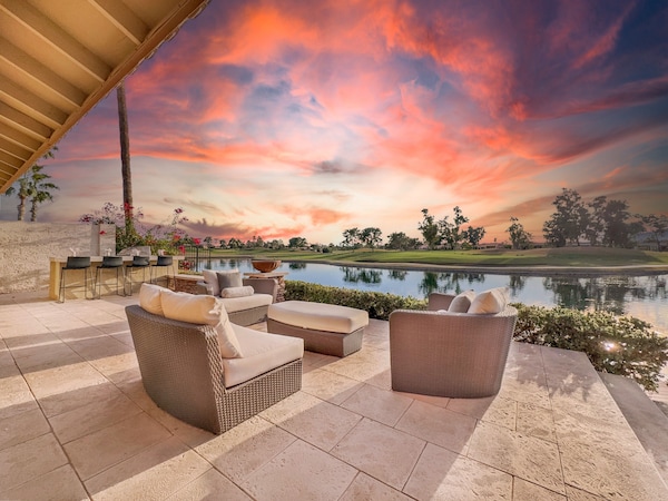 Waterfront, Golf Views, Boats And Pools! Sleeps 18. 2 Home Complex! - Chandler, AZ