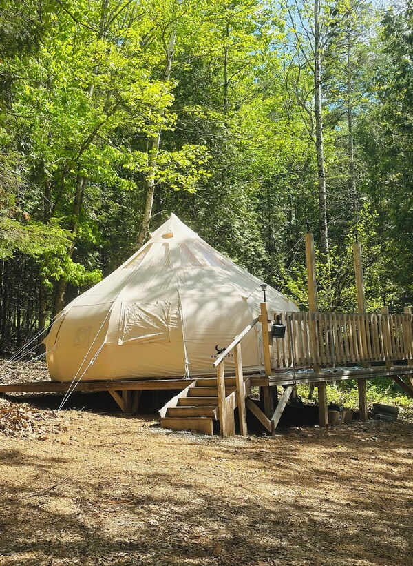 Glamping In Amish Country - Maine