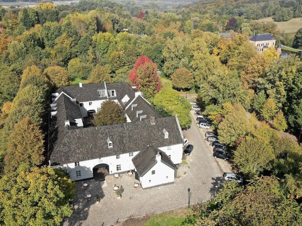 Unique Getaway: 2 Elegant Rooms Close To Aachen Cathedral | Free Parking - Herzogenrath