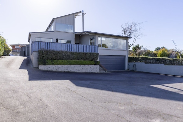 Sanctuary 53 Beautiful Views - Lake Taupo
