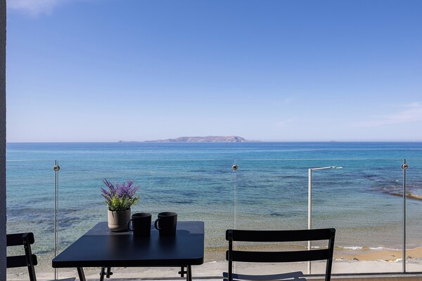 Nūa Residence, Touched By The Breeze - 克里特