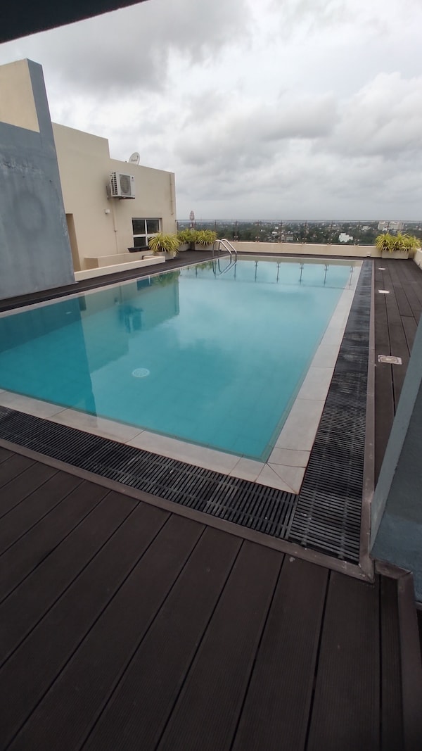 Luxury Penthouse Suite At The Highness Rajagiriya - Colombo