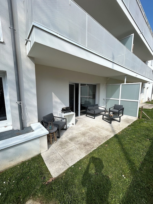 Rennes Center: Luxury T2 With Garden And Secure Parking - Rennes