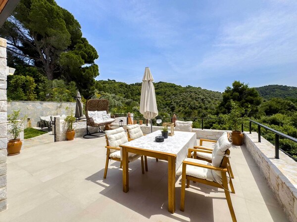 Damari Whispering Pines Villa Skiathos, Stylish 3bedroom Villa With Private Pool - Skiathos