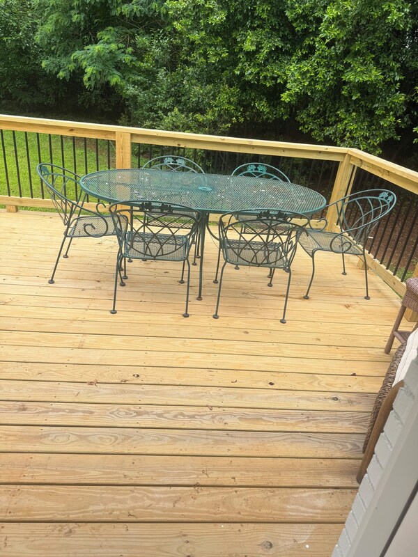 Newly Renovated 3-bedroom House In Delightful Marietta/east Cobb - Marietta, GA