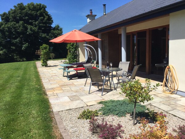 Luxury And Spacious 6-bedroom House In Marvelous Ballina With Many Amemities. - Killaloe