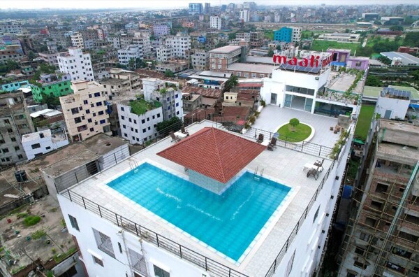 300sqft 5 Comfortable Studio W/ Gym & Pool Access - Dhaka