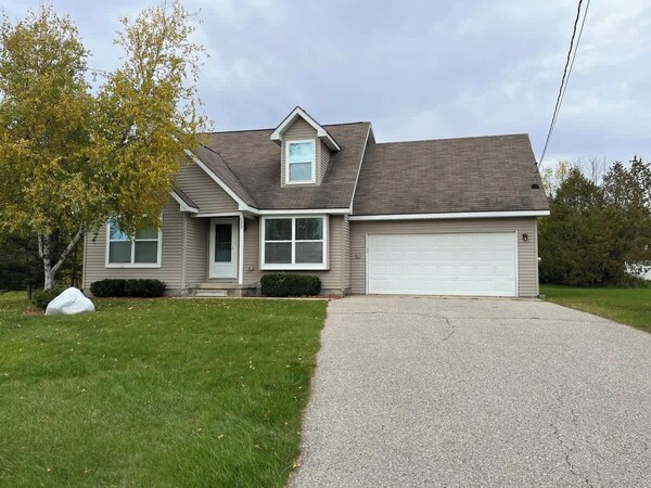 Round Lake W/lake Access - Petoskey, MI