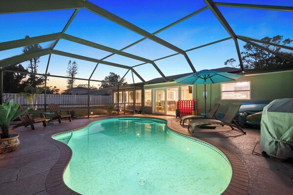 Sunkissed Solace, Pool, 5 Miles To Beach - Bradenton, FL