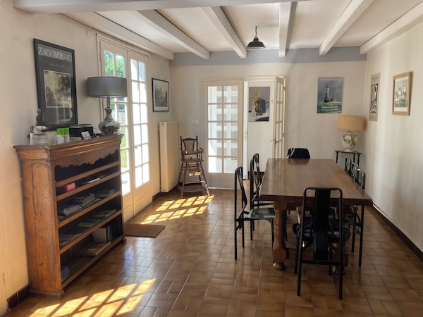 Very Large Linen Room Close To The Woods, Quiet, Surrounded By An Enclosed Area 2000 M2, - Jard-sur-Mer