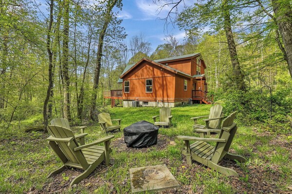 Secluded 3br Cabin | Deck, Fire Pit, Fireplace - Lake Erie, PA