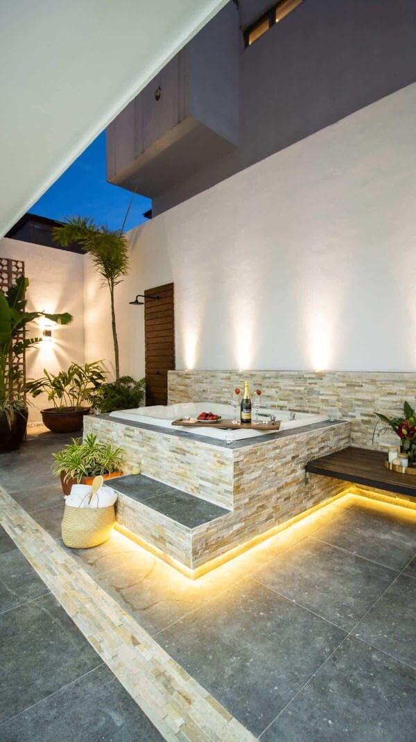 A Serene Haven, Private Terrace, Hot Tub, Smarttvs - Puerto Vallarta