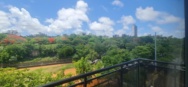 Apartment In Front Of Mirador Sur Park  Gym - 236mts2 - 聖多明各