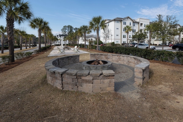 Charming 2 Br Resort Apt Perfect For Girls Trip - Charleston, SC