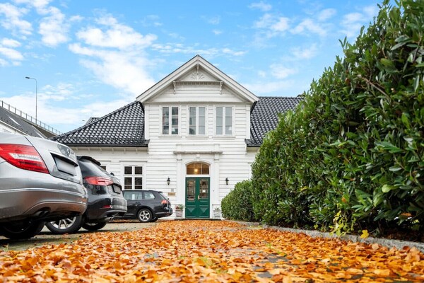 Experience Norway's History I With Free Parking - Bergen