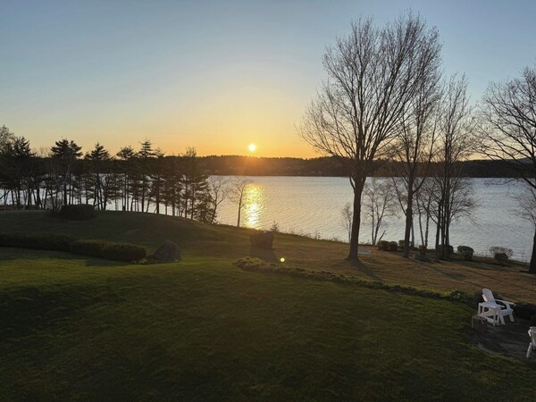 Charming 2-bedroom Townhome In Gated Community Near Lake Winnipesaukee! - 벨몬트
