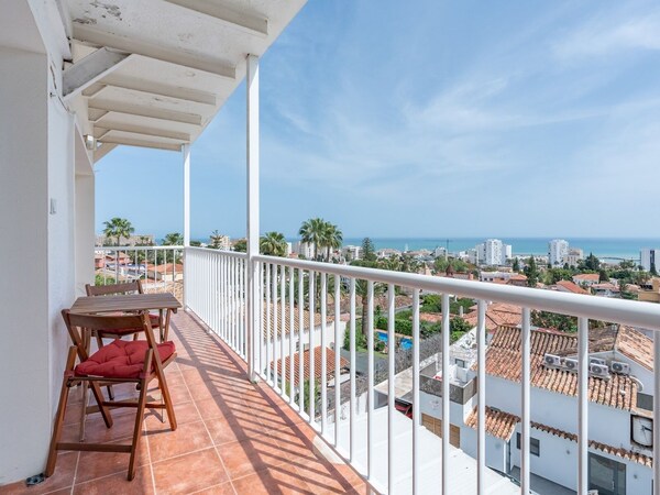 Entire Well Located 3 Bed Seaview Apartment | Pass The Keys - Benalmádena