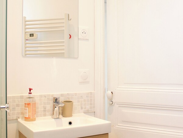 Apartment 2p With Wifi Near Paris - Clichy
