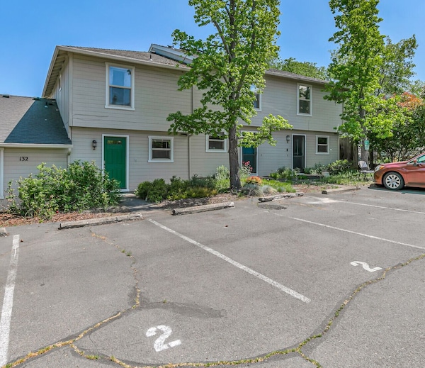 Private Ashland Townhouse - Ashland, OR