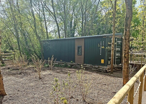 Woodland Container Lodges Slp 2 - Wiltshire