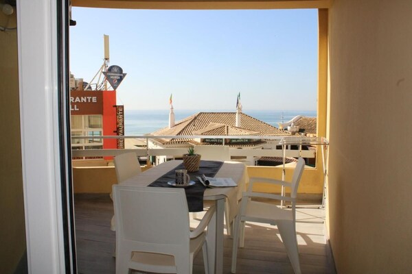 Apartment 'Sofia' With Sea View, Wi-fi And Air Conditioning - Portimão