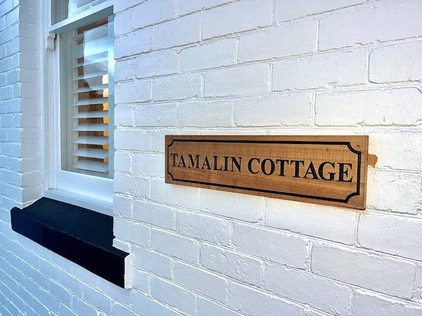 Tamalin Cottage - A West Hobart Gem - Hobart