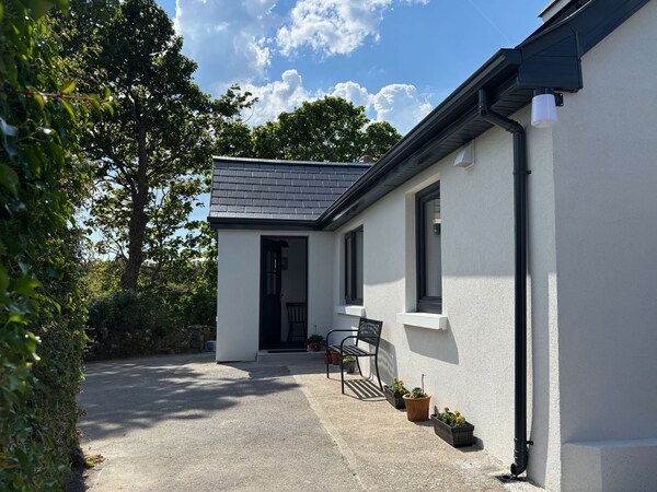 Cottage 486 - Roundstone - Sleeps 6 Guests  In 3 Bedrooms - Irlande