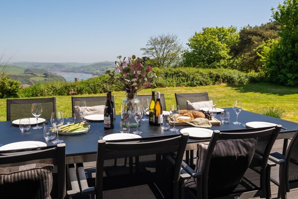 Seafern House | Finest Stays - Kingsbridge