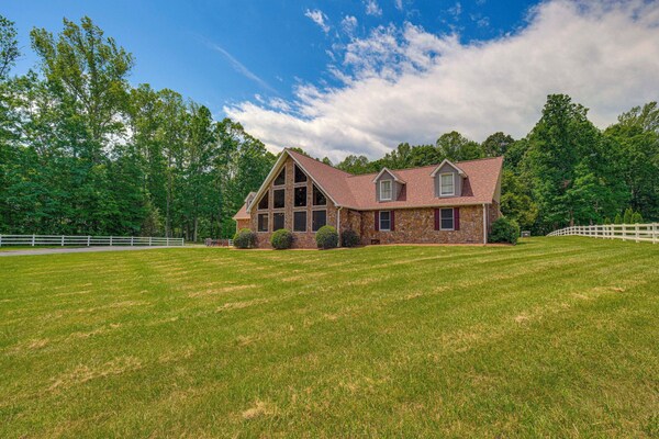 Lake Anna Retreat W/ Dock Access: Boating & Bbqs! - The Cove, Louisa