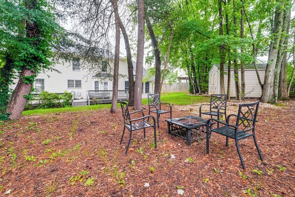 Family Retreat W/ Fenced Yard In Woodbridge! - Clifton, VA