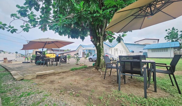 Modern 1-bedroom Suite Near Eag Airport  Comfort, Style & Convenience - Paramaribo