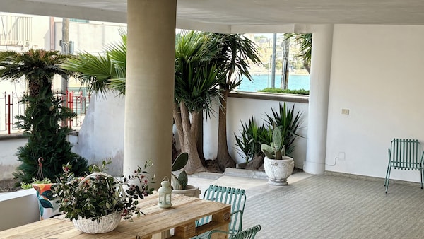 Otranto-a One-minute Walk From The Beach Apartment For Families And Groups - Otranto