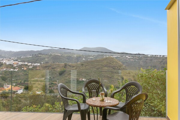 'Casa Eloisa' With Mountain View, Private Terrace And Wi-fi - Arucas