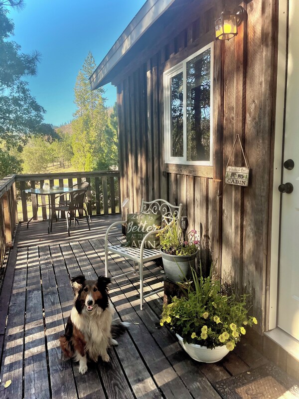Welcome To Mountain Greens Cabin - Oregon