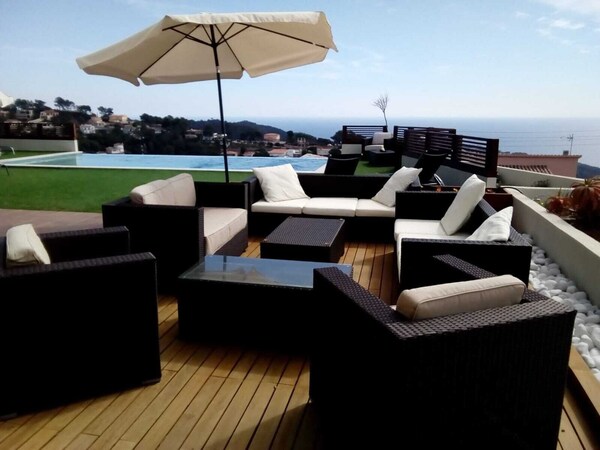 Villa Irene- Vistas Al Mar - Lloret de Mar
