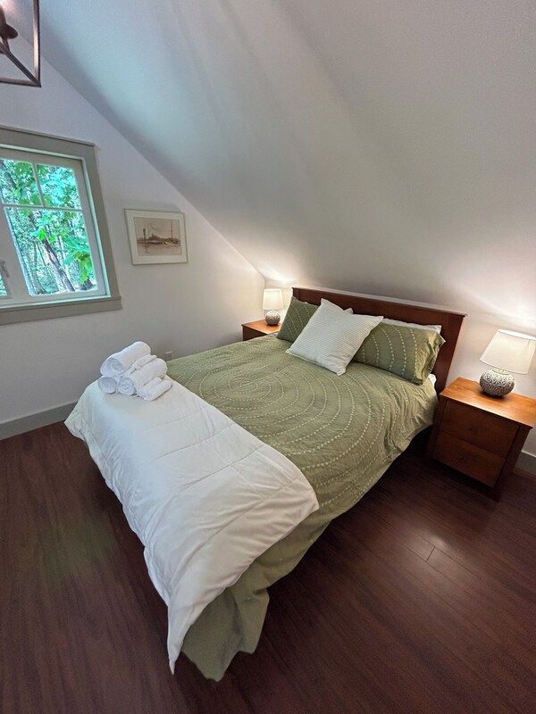 Cozy 2br Farm B&b Near Ganges - Salt Spring Island