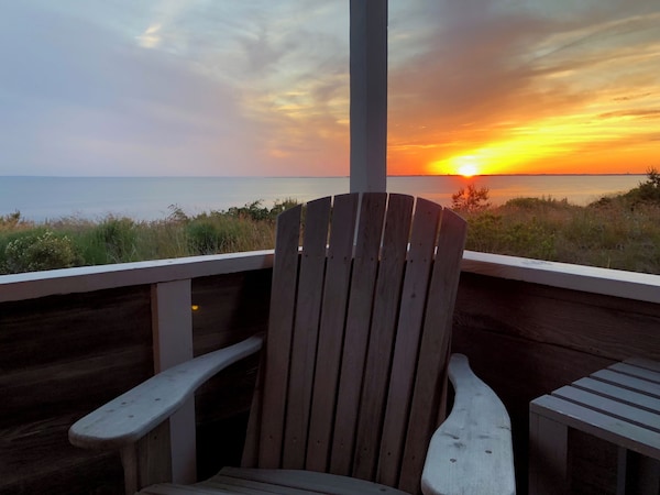 Iconic, Historic Cottage Overlooking Cape Cod Bay - Truro, MA