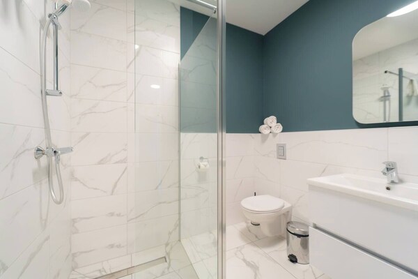 Riverside Dingle - Luxury Apt 1 - Dingle Peninsula