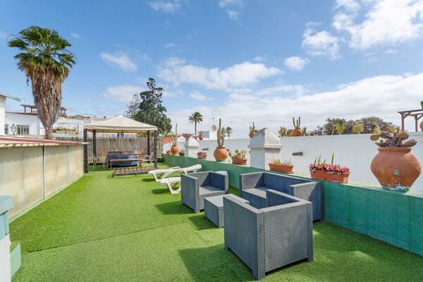 Casa De Vacaciones 'San Francisco 1' Con Vistas A La Montaña, Terraza Privada Y Wi-fi - Gran Canaria