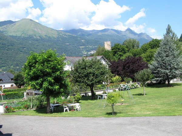 Apartment 'Maison Cazaux - Appt 4' With Mountain View, Shared Garden And Wi-fi - Luz-Saint-Sauveur