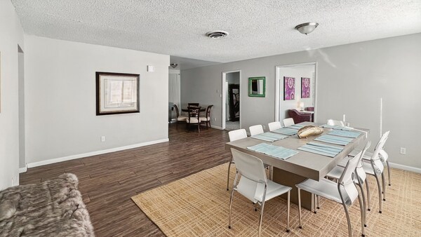 Historic Vegas Oasis- 1 Mile Downtown- 7 Min Strip - Las Vegas, NV
