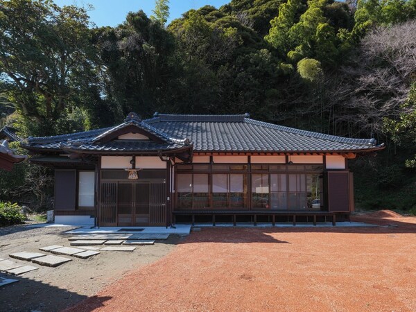 Japanese House With Yakuimon Gate Near Katori Shrine | Parking Available For 7 Cars | Tatami Tokono / Katori Chiba - Chiba Prefecture