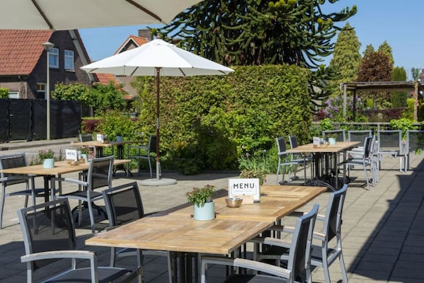 Bike, Hike & Dine: Scenic Adventures From A Quiet Riverside Stay Near Nijmegen - Nijmegen