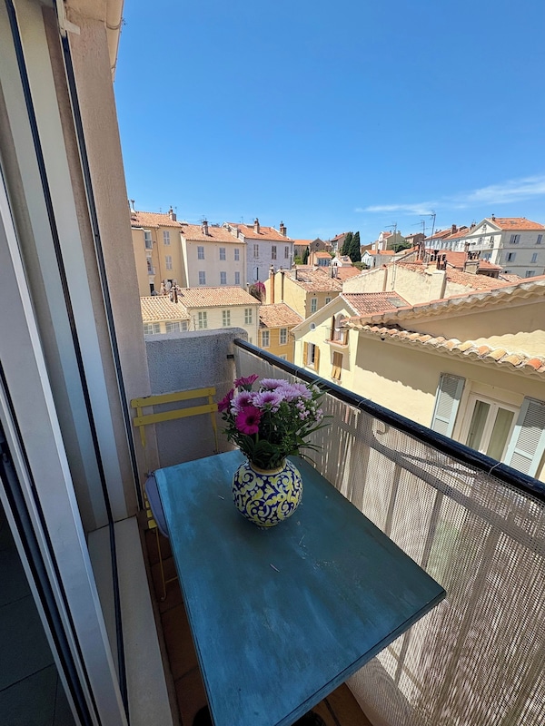 Cosy T2 Avec Balcon Au Mourillon, à 100m De La Plage - Toulon