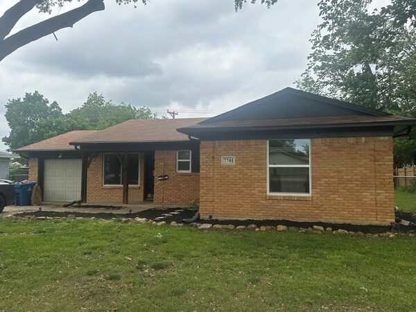 Charming 3-bedroom House In North Richland Hills With Wifi, Ac - Grapevine, TX