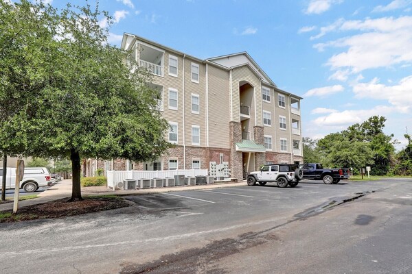 4 Bedroom Modern Condo With Community Pool - Topsail Beach, NC